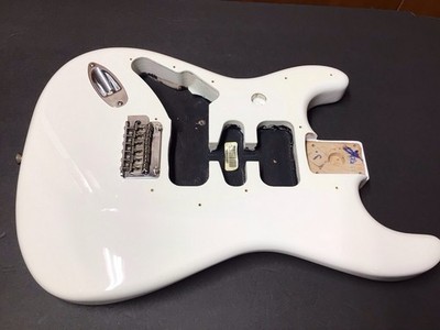 Genuine Fender Left Hand Lefty Olympic White Stratocaster Body & Bridge ...