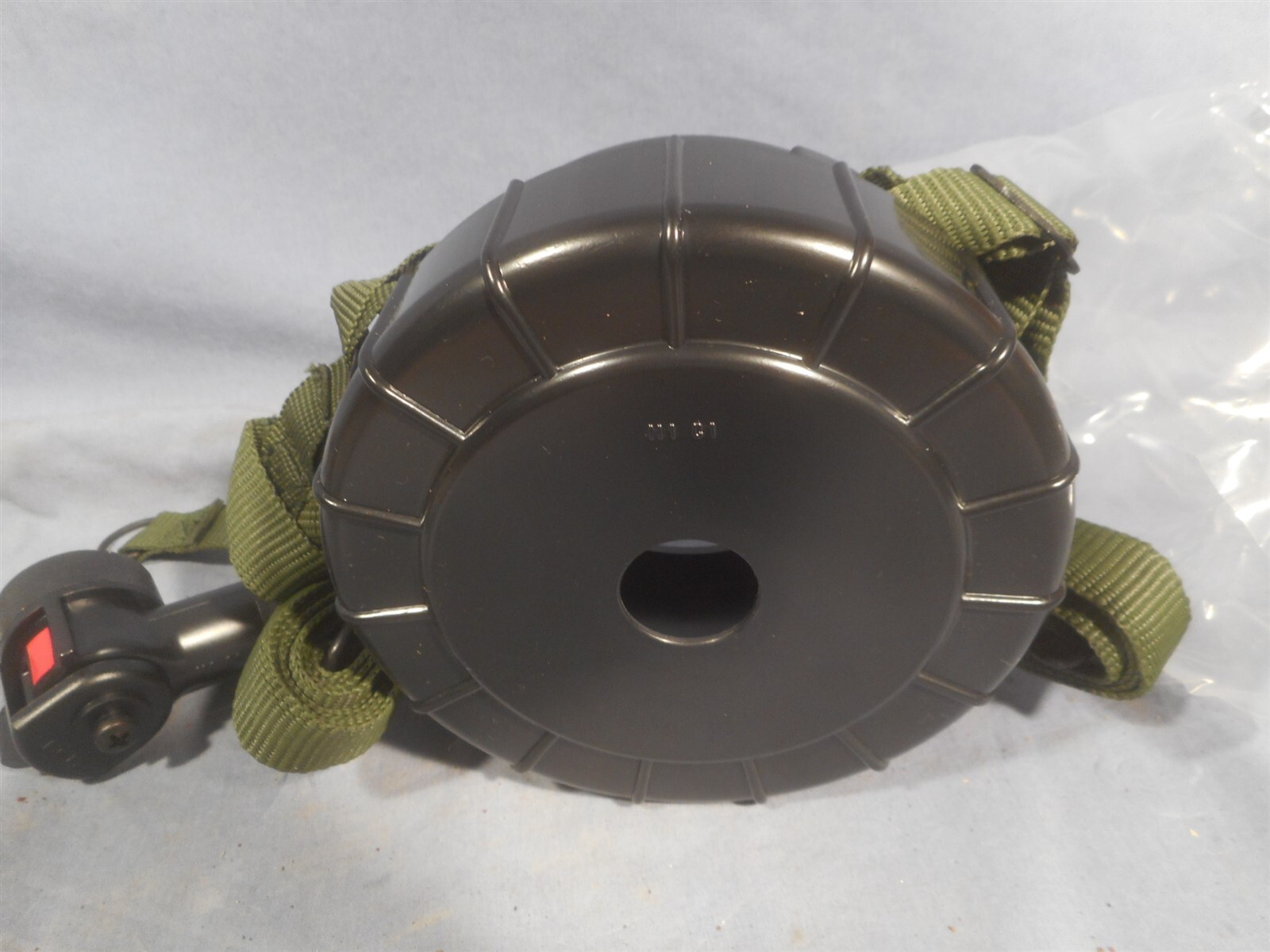 NOS 40mm GAS MASK FILTER CARRIER ASSEMBLY, (CANISTER HOLDER ONLY)only a ...