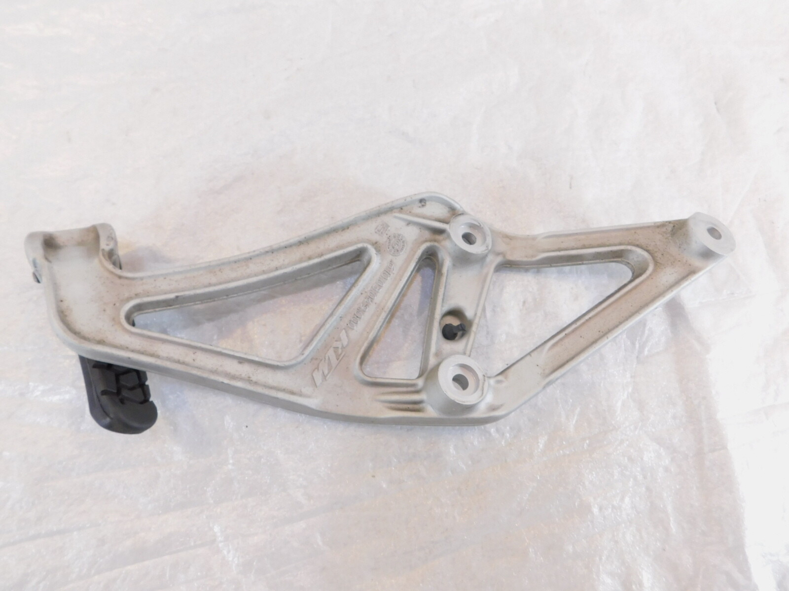2007-2009 KTM 990 Super Duke Right Rear Passenger Footrest Foot Peg ...