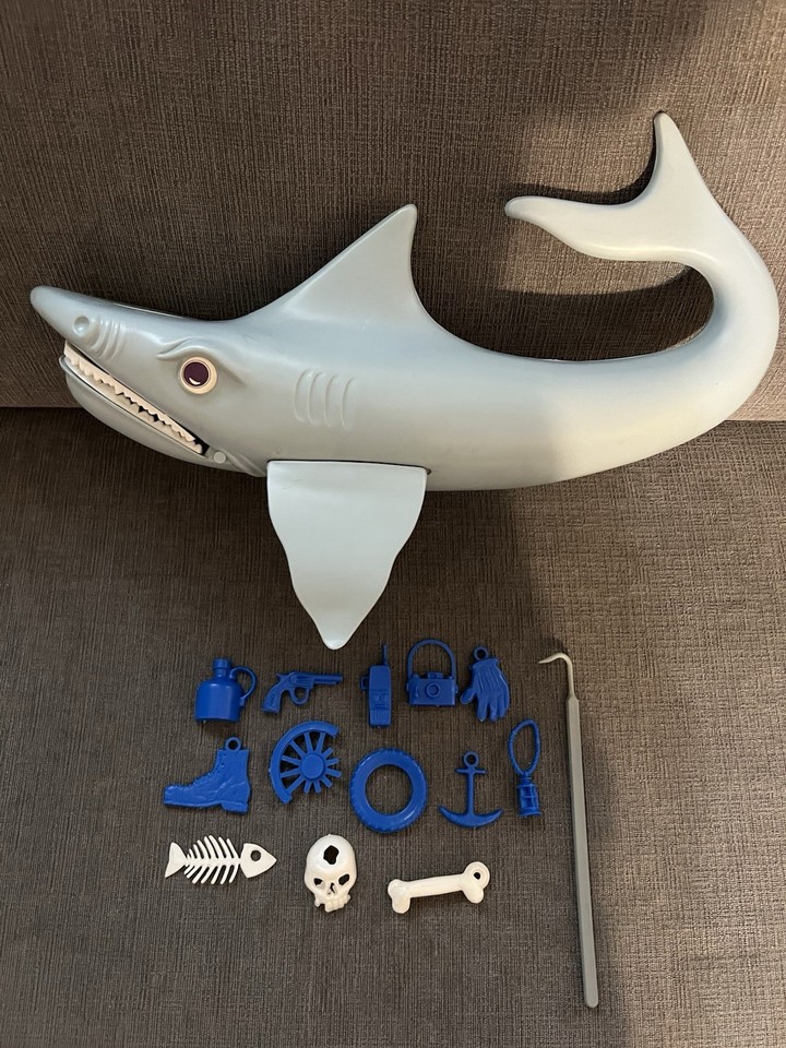 Jaws Game Ideal COMPLETE Signed By Susan Backline 1st Victim Only One ...