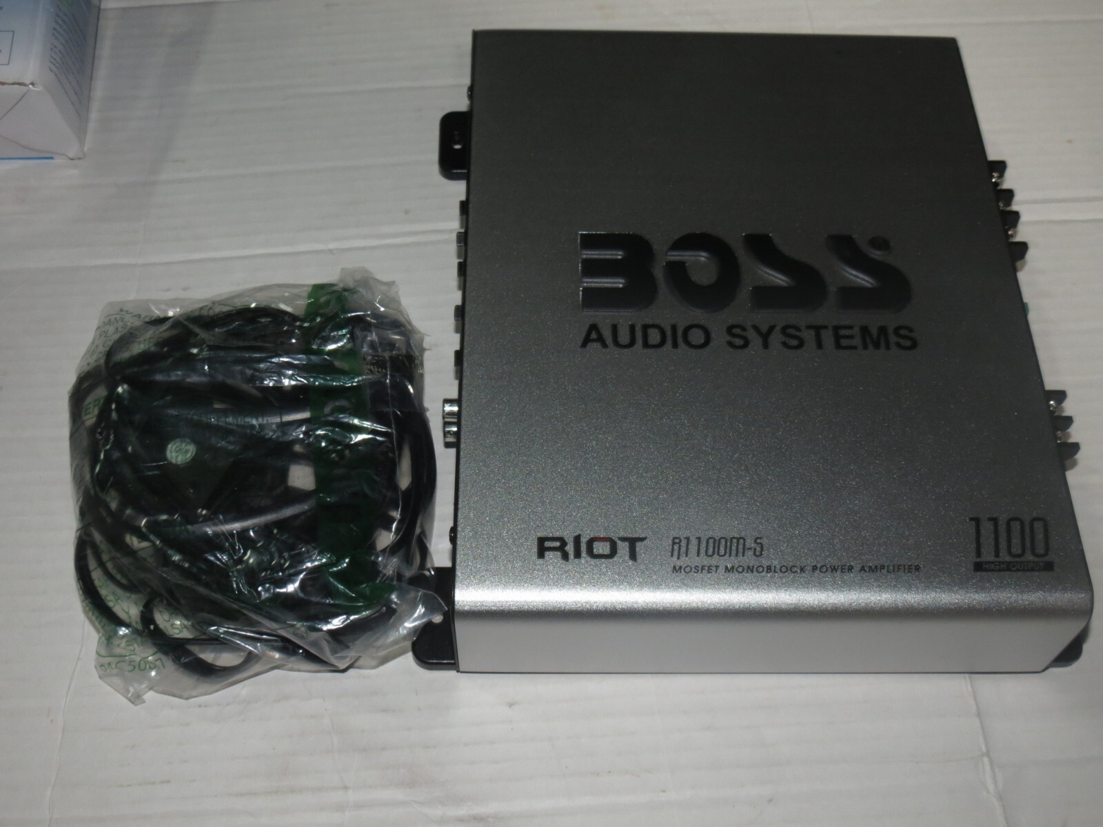Boss Audio Systems R1100M-S Riot Series Car Audio Subwoofer Amplifier ...