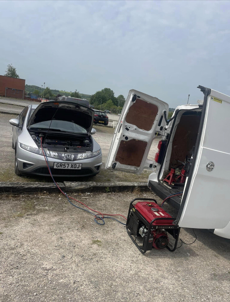 Air con machine mobile recharge service in Gloucestershire, R134a ...