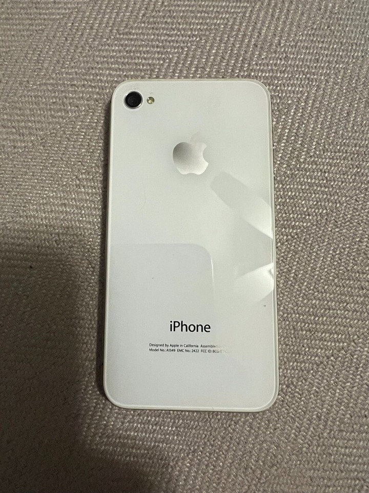Apple iPhone 4 A1349 - White * unknown carrier, size* for parts/not ...