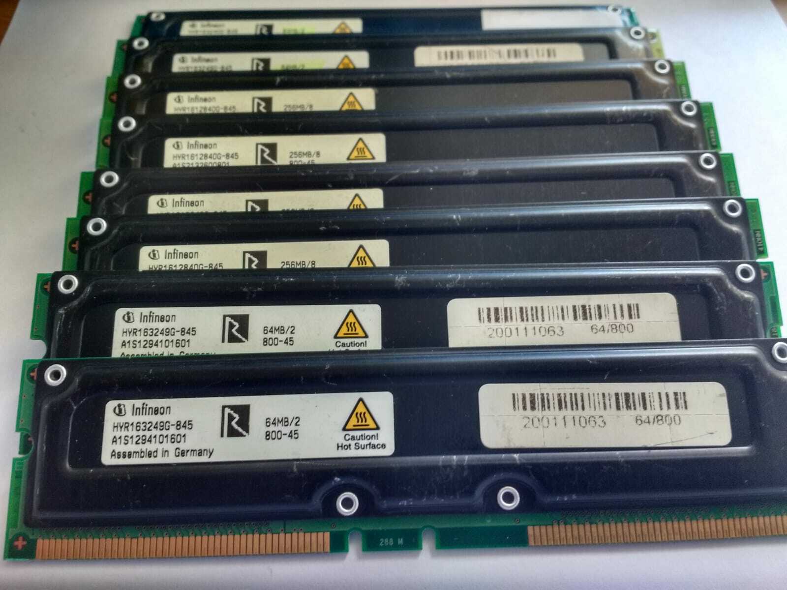 MEMORIA SERVER RAM INFINEON 64MB RDRAM PC800-45 HYR163220G-845 RIMM ...