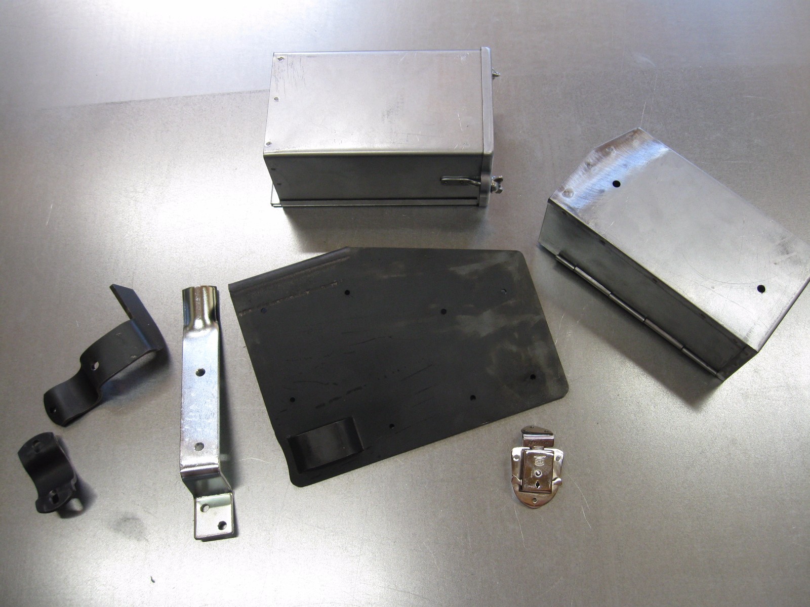 INDIAN SCOUT BATTERY BOX & TOOL BOX 101 CHIEF with lock 1924-1927 | eBay