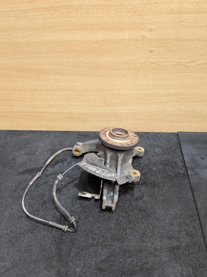 VAUXHALL VIVARO MK3 N/S PASSENGER SIDE LEFT FRONT WHEEL HUB | eBay UK