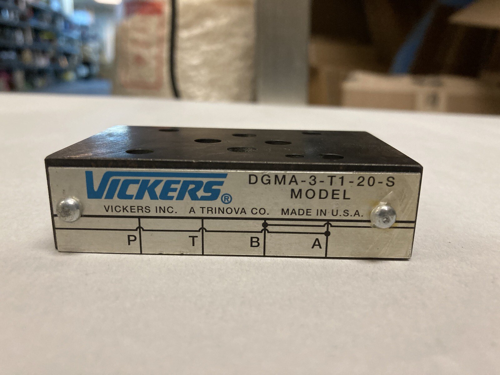 Vickers,DGMA-3-T1-20-S,Hydraulic Tapping Plate | eBay