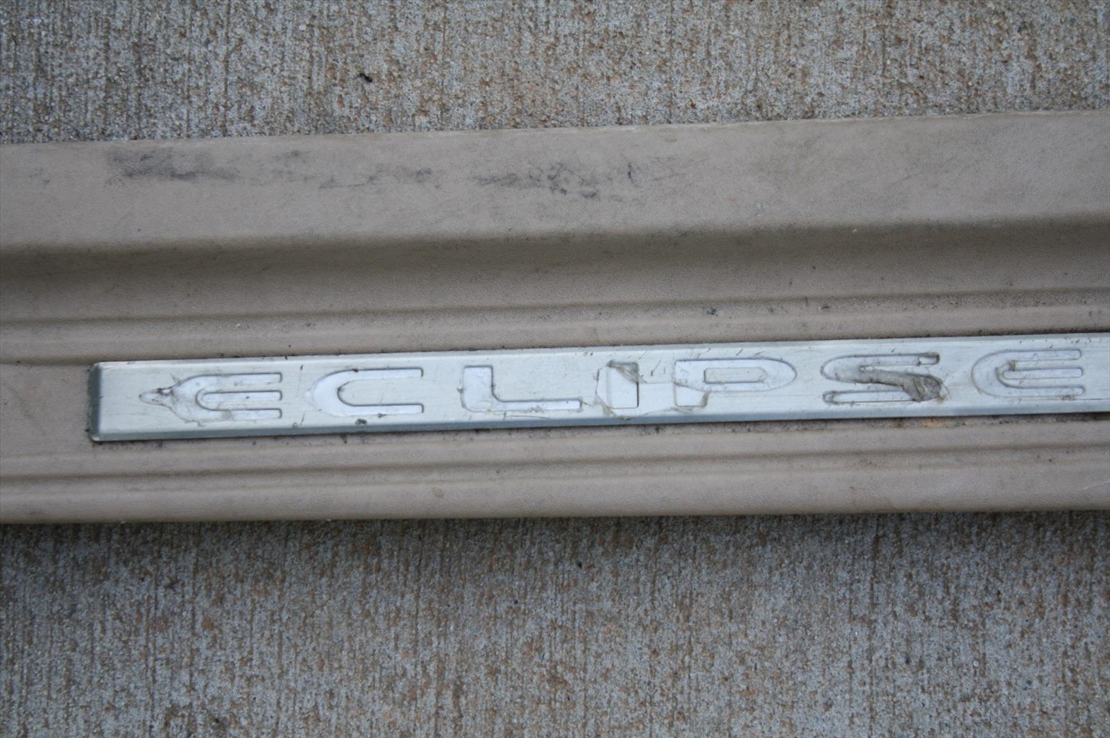 2001 MITSUBISHI ECLIPSE GS 2.4L PASSENGER FRONT FLOOR KICK PANEL TRIM ...