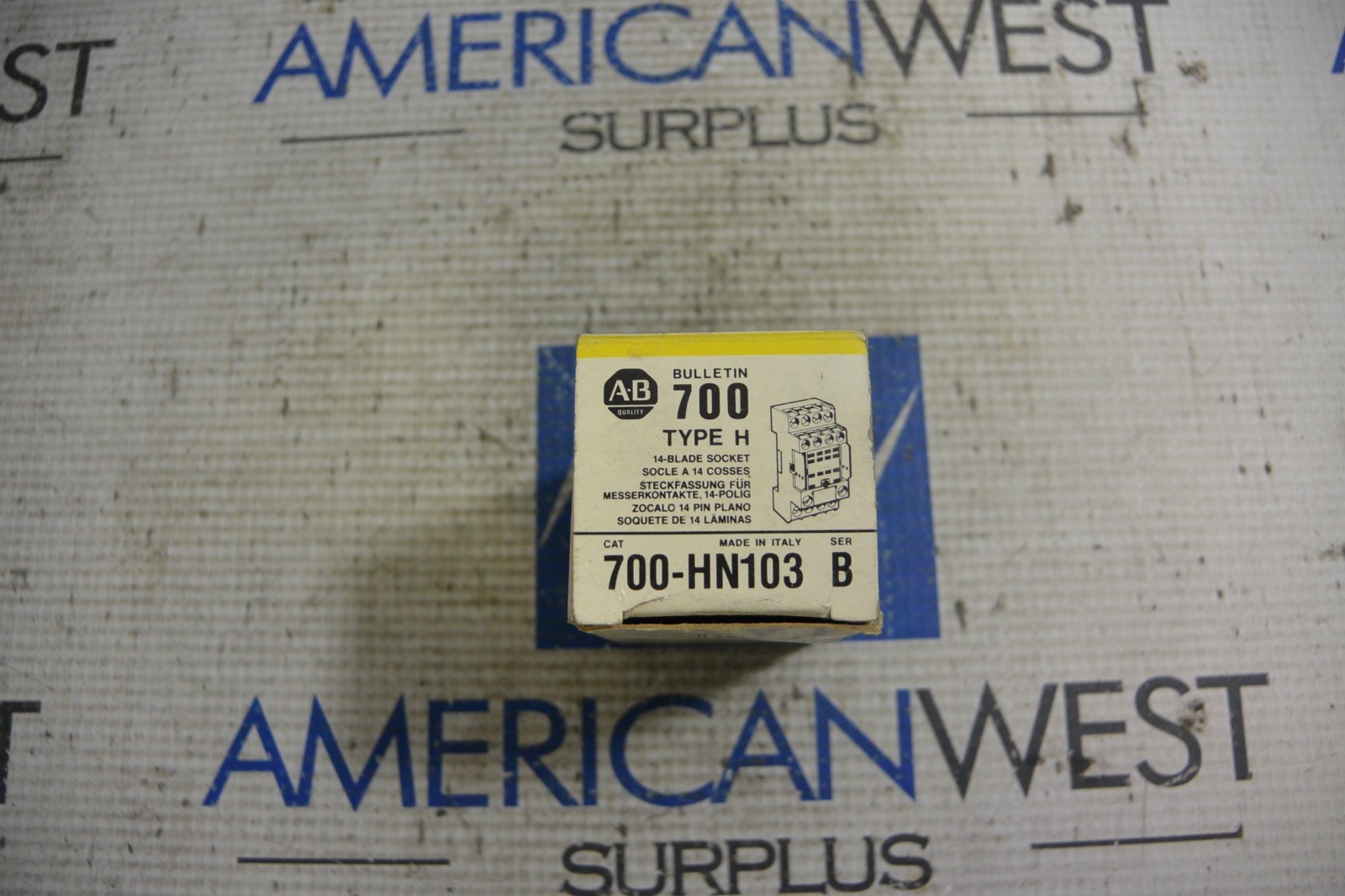 New Surplus Allen Bradley 700-HN103 Ser B Type H 14 Blade Socket 7A ...