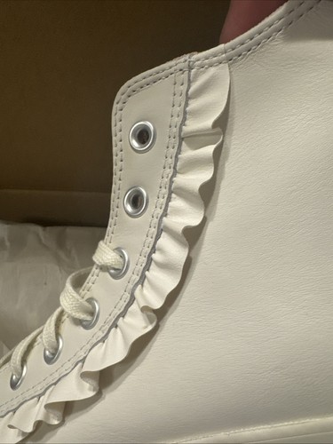 Converse Chuck Taylor All Star Lift High Top Vintage White Ruffle ...
