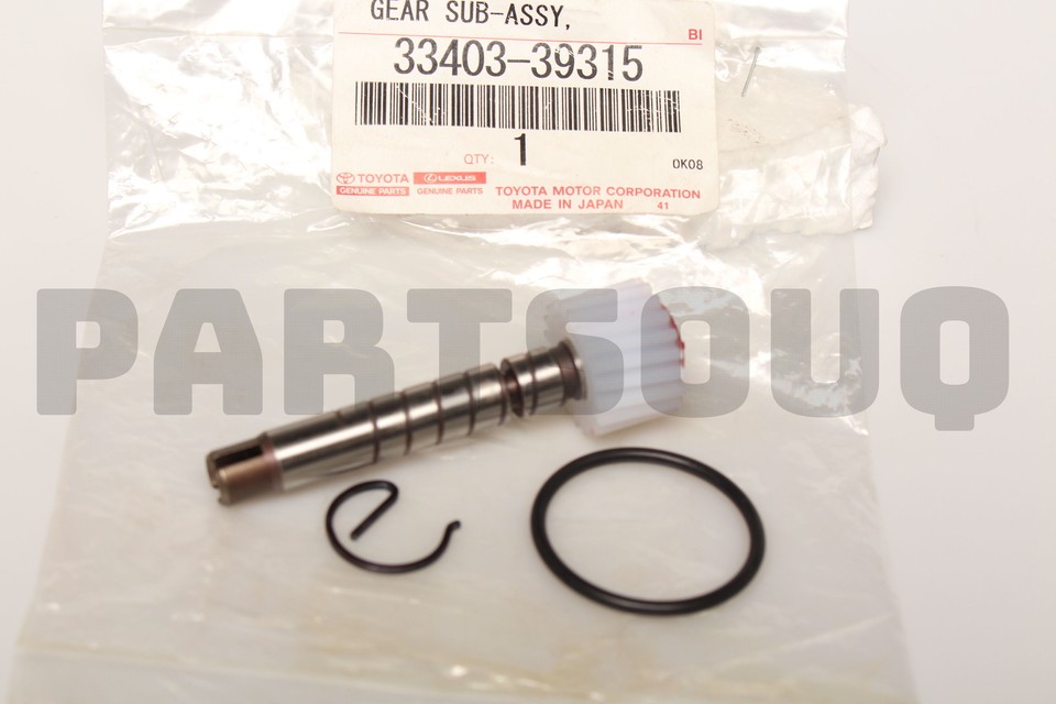3340339315 Genuine Toyota GEAR SUB-ASSY, SPEEDOMETER DRIVEN (ATM) 33403 ...