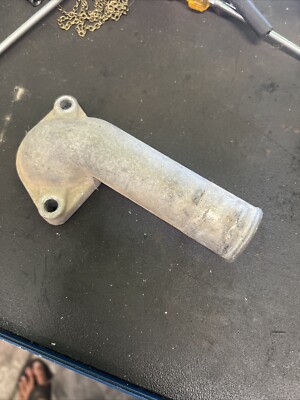 84-95 Toyota Pickup Truck 4Runner Thermostat Housing OEM 22RE 22R LONG ...