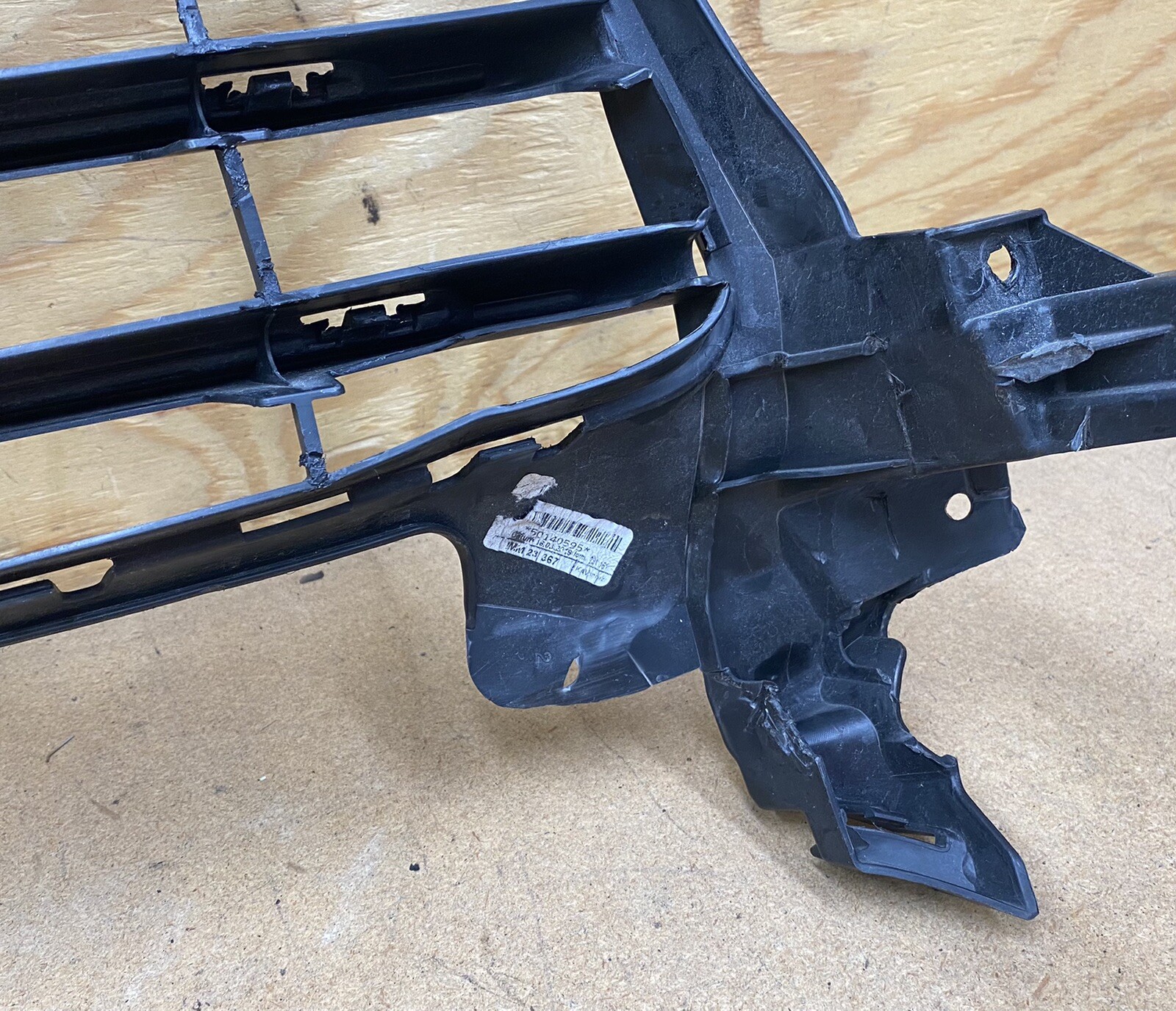 2019 2020 2021 PORSCHE CAYENNE FRONT UPPER CENTER GRILLE OEM 9Y0807683P ...