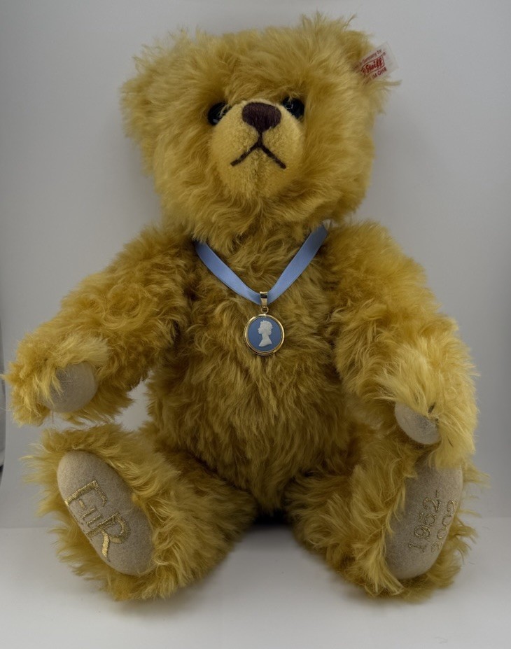 Steiff Golden Jubilee Teddy Bear 2002 Limited Edition 01849 With Medal ...