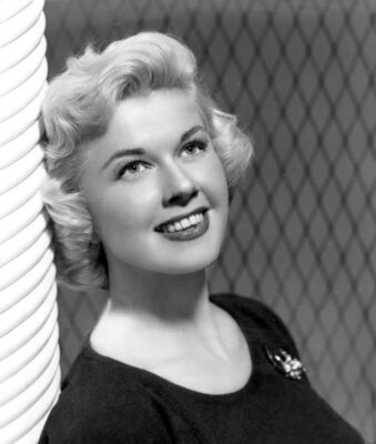 Doris Day Portrait Studio Photo Framing Print 8 x 10 Reproduction | eBay