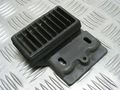 Yamaha YZFR3 YZF-R3 YZFR-3 R3 2016 Regulator Rectifier Mount / Heatsink ...