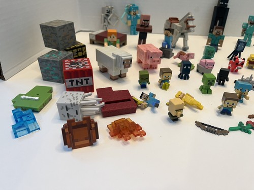 Minecraft Mini Figures Large Lot Of 50 + Pieces Mattel Mojang Figures ...