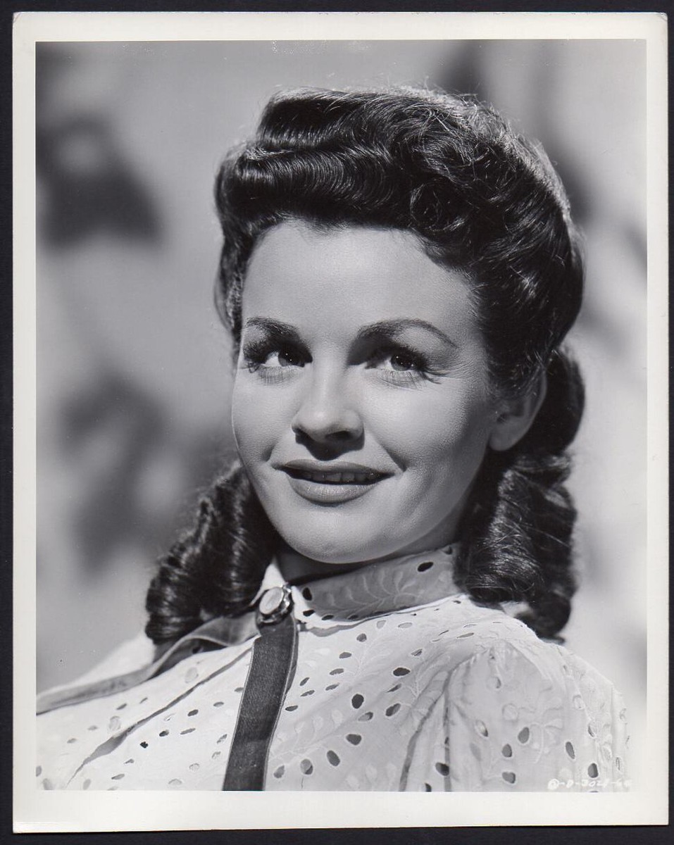 The Three Stooges Actress The Three Stooges Cast | List Of All The