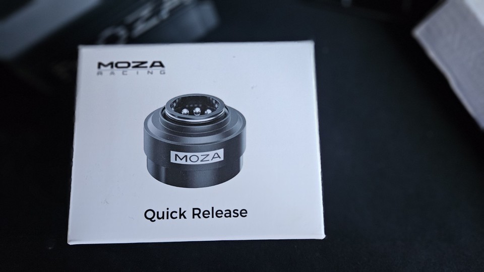 MOZA R9 V1 Direct Drive Wheelbase + Moza quick release + phone/tablet ...