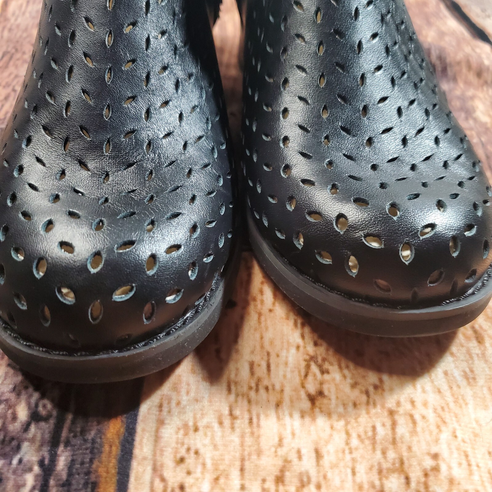 Spenco Priscilla Boots 6.5D Women Black Perforated Le… - Gem