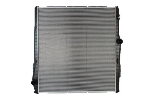 Engine radiator NISSENS 672900 | eBay