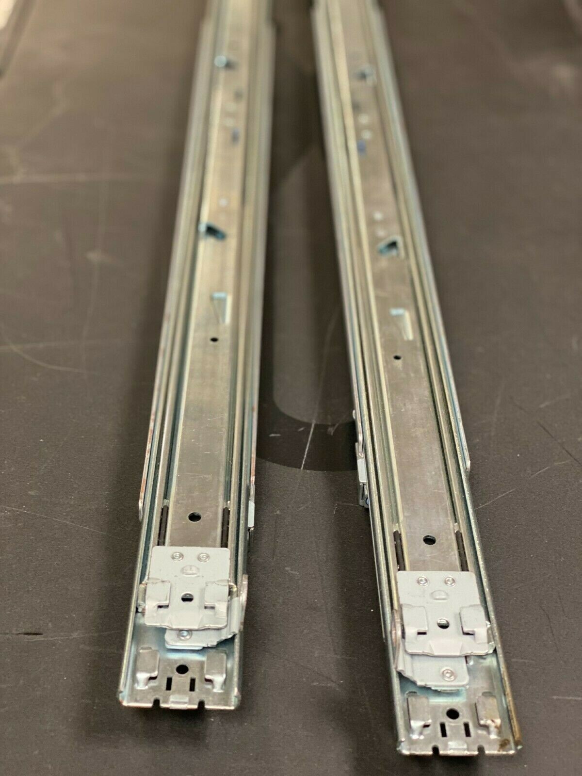 IBM X3300 M4 X3500 M4 SERIES RACK-MOUNT LEFT AND RIGHT RAIL KIT 68Y7223 ...
