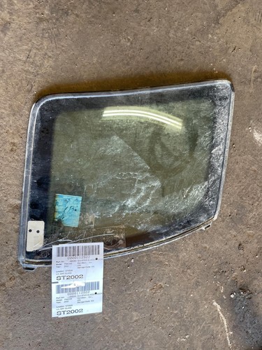 OEM DRIVER SIDE REAR Quarter Glass/window CHEVY GEO TRACKER 99 00 01 02 ...