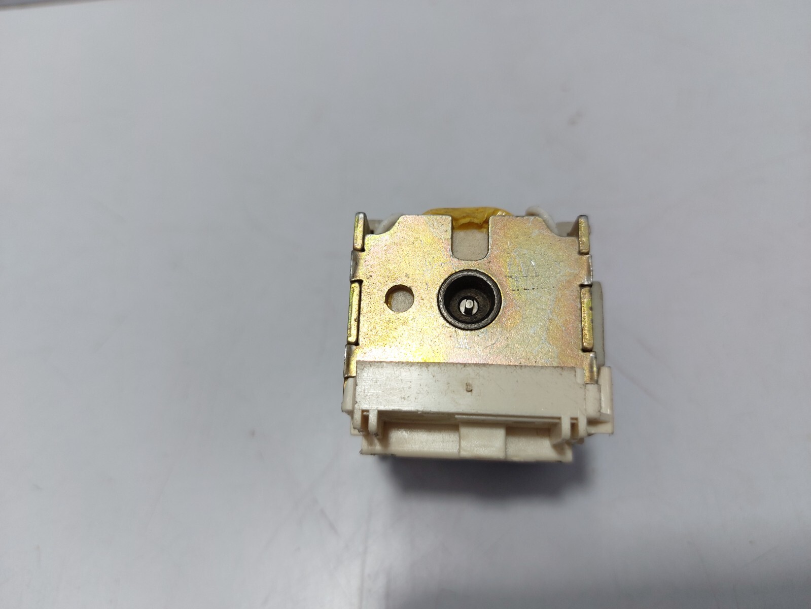 Schneider Electric LV429407 Under Voltage Release Compact NSX100-630 | eBay