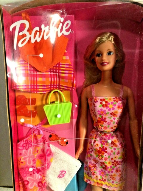 Barbie Weekend Style Doll Fashions & Accessory Gift Set 2001 Mattel ...