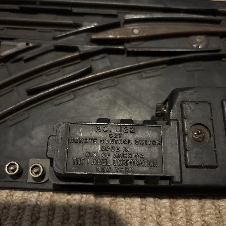 Set of Lionel No. 1122 Postwar 027 Gauge Remote Control Track Switches ...