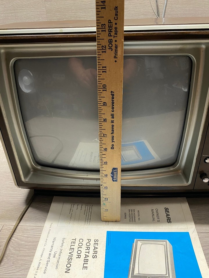 Vintage 1981 Sears TV Portable Colored Television Set w/dials, NOT ...