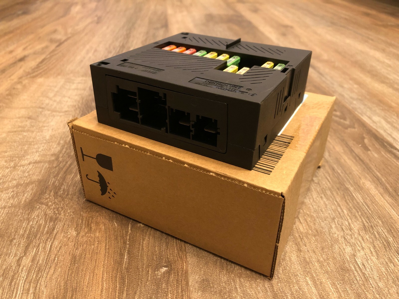 Integrated Supply Control Module IVM For BMW E60 E61 E63 E64 E65 E66 ...