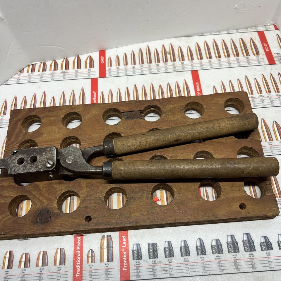VTG 2 CAVITY BULLET MOLD TWO DIFF SIZE BULLET CHAMBERS 38 Cal WHATS IT ...