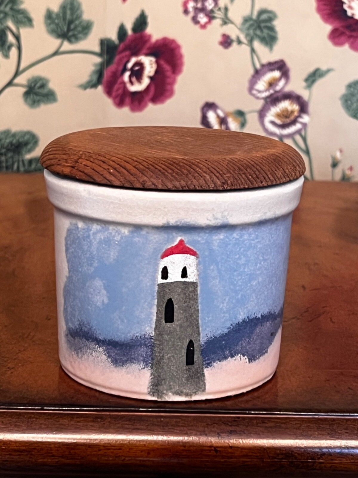 Vintage Antique Roseville 1 Pint Low Lighthouse Canister With Wooden ...