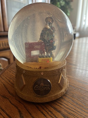 Glitter Globe Music Box | eBay