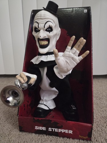 [01830371] Spirit Halloween Terrifier Art the Clown 10in Side Stepper ...