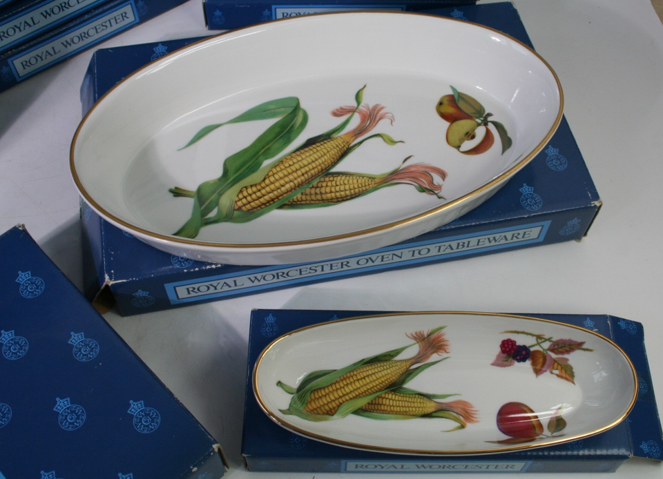 Job Lot Royal Worcester Evesham Gold 31x Corn Dishes + 2x Corn ...