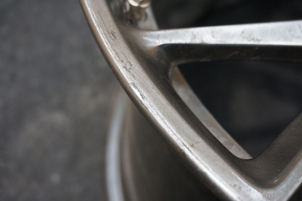 Rear Left 20x11" 10 Spoke 5 Lug Wheel Rim 23355801 Chevrolet Camaro ZL1 ...