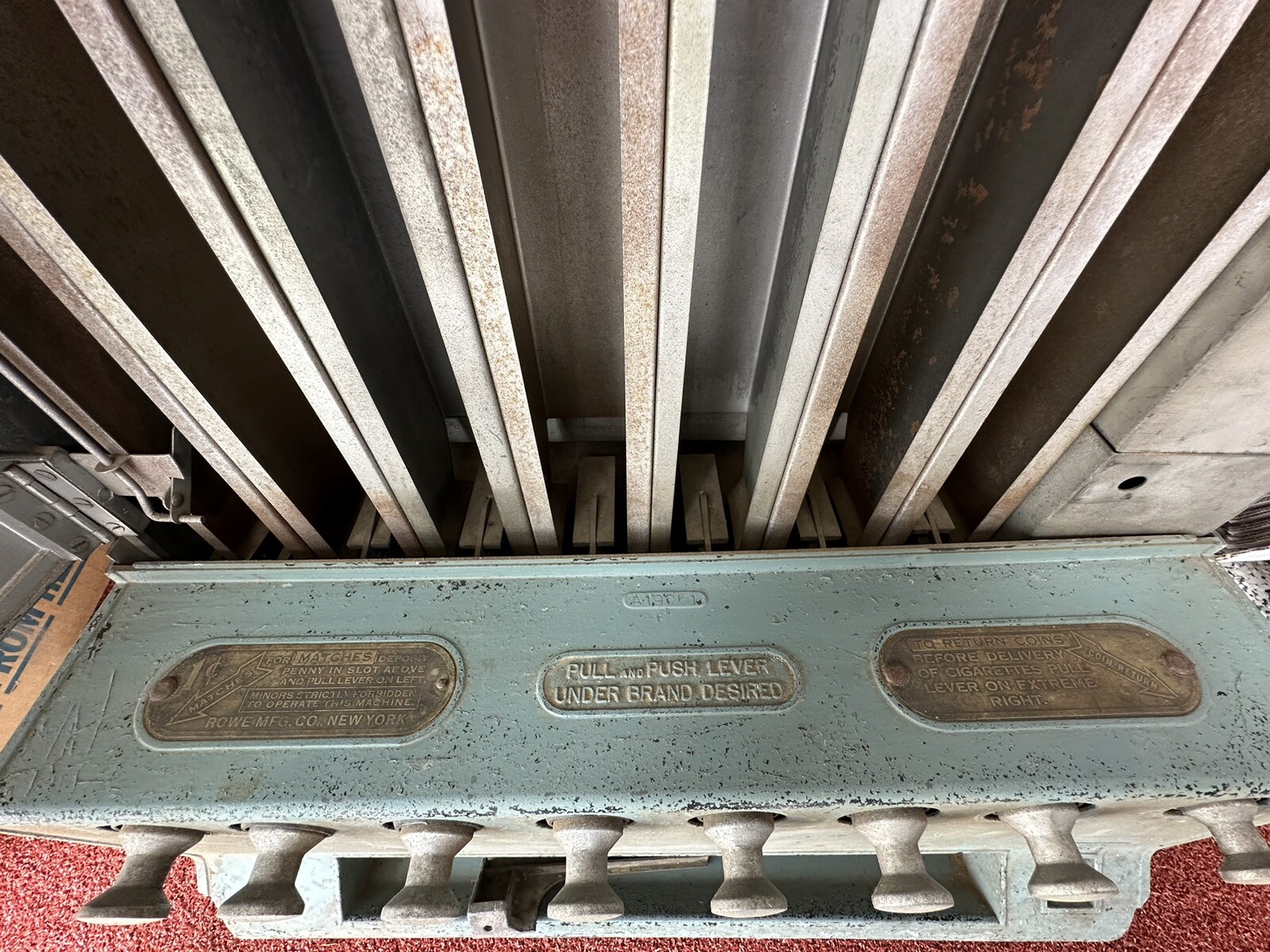 Vintage 1930’s Art Deco Rowe “Aristocrat” Cigarette Vending Machine w ...