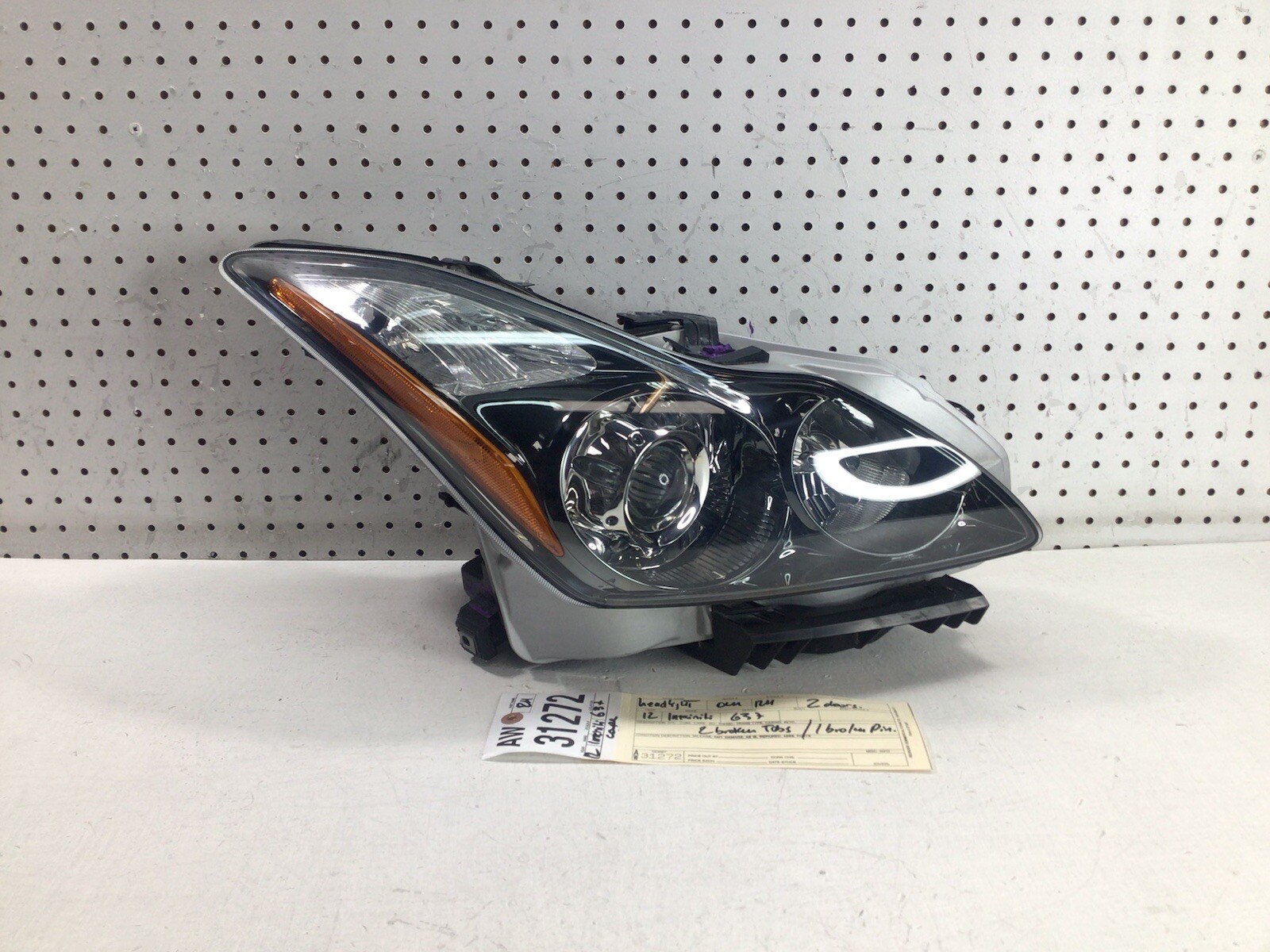 2011 2015 INFINITI Q60 G37 COUPE RIGHT SIDE XENON HEADLIGHT OEM 3 ...