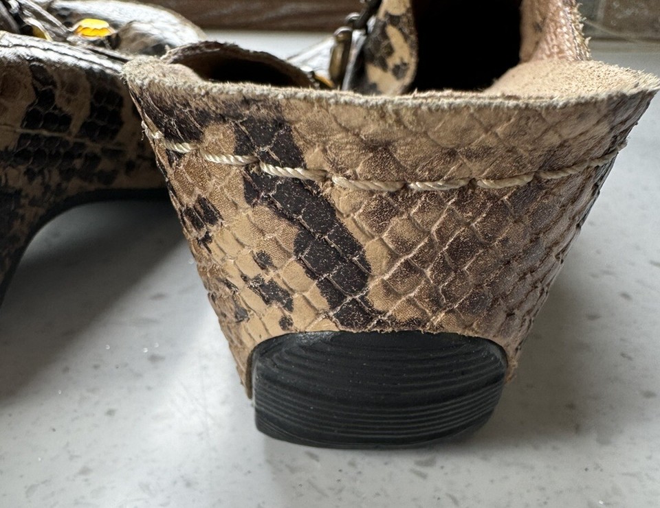 Helle comfort 100% Fashion & Wellness Shoes Crocodile Clog Made In ...