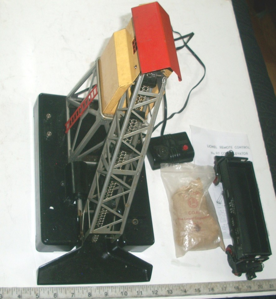 Lionel 97 Operating Coal Loader, Coal & 3469 Dump Car O/O27 Complete ...