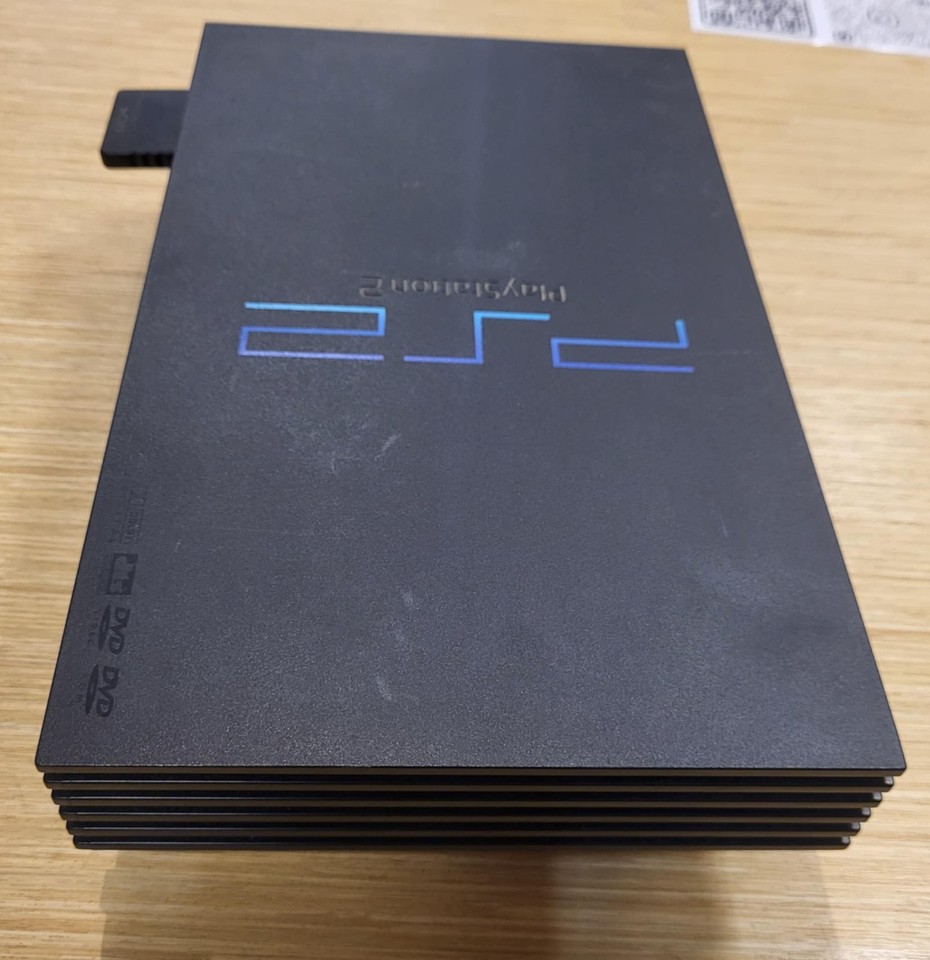 Sony PlayStation 2 PS2 Fat Console Only SCPH-39001 - *For Parts or ...