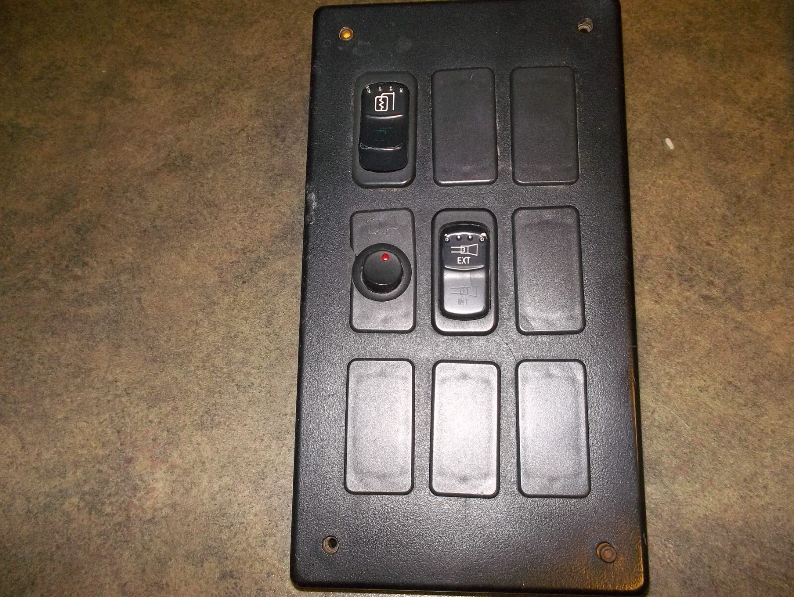 MCI DASH SWITCHES & CONSOLE FOR D4500 SERIES BUS | eBay