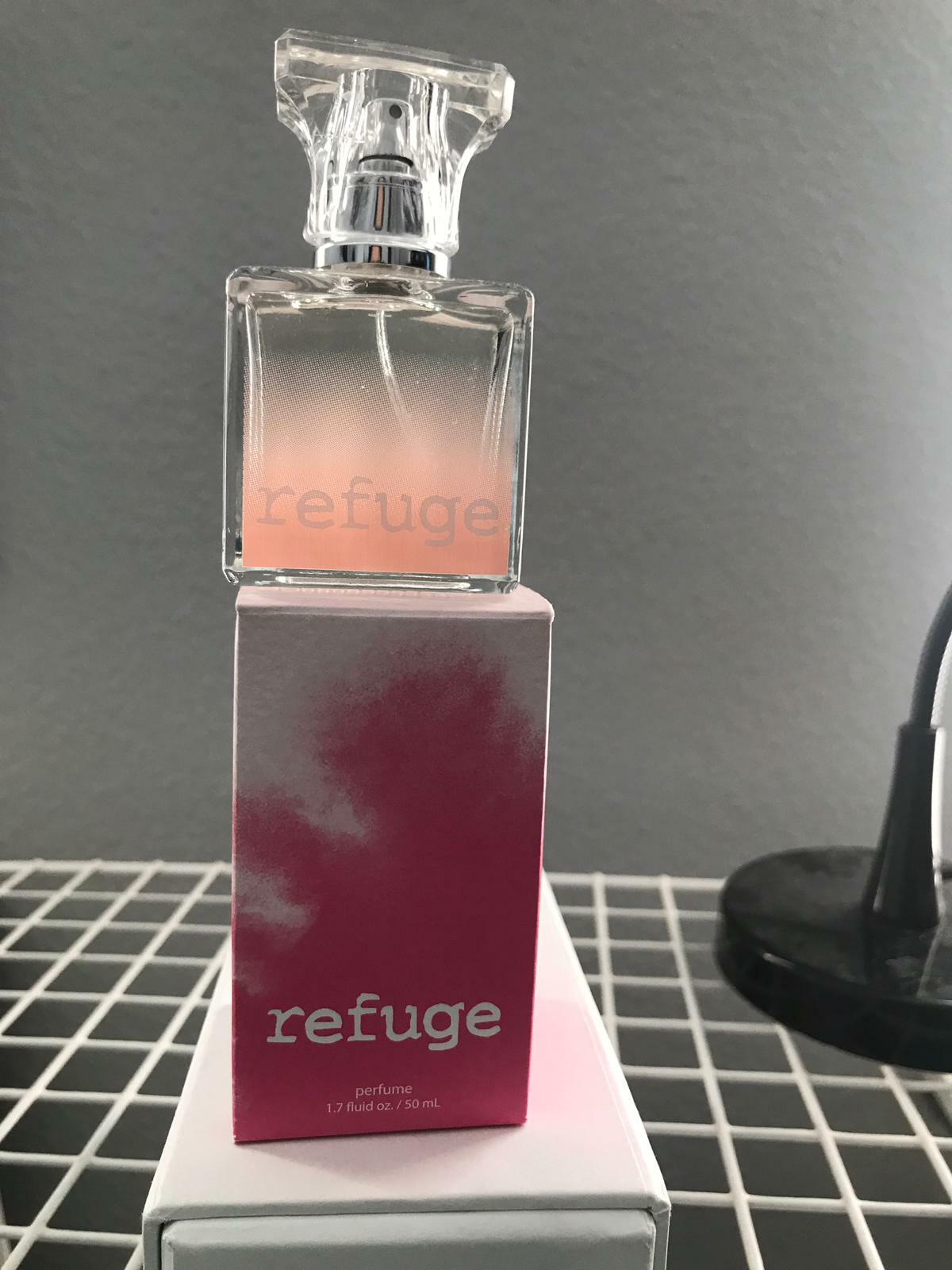Charlotte Russe Refuge Perfume 1.7oz / 1.6oz / 50ml Blended Pink Box ...