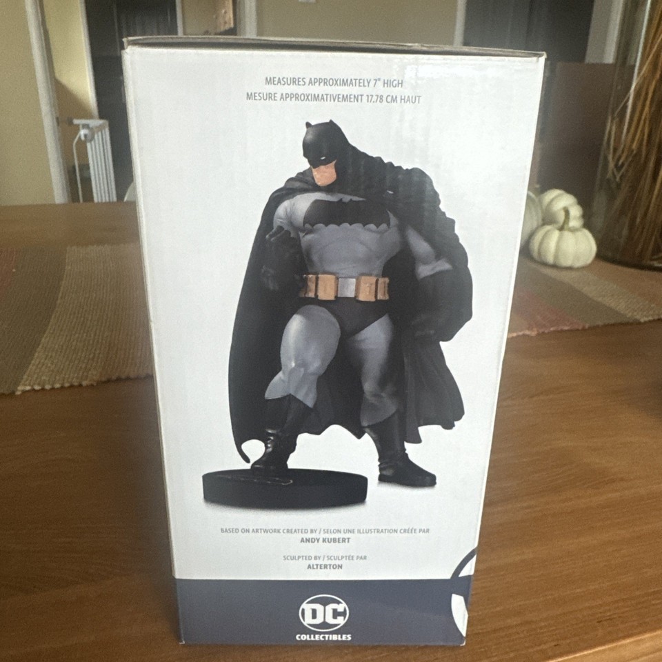 DC Comics Designer Series Batman Andy Kubert Miniature statue | eBay