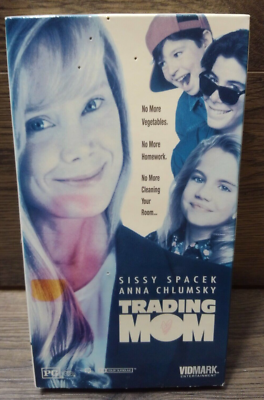 Sissy Spacek Trading Mom