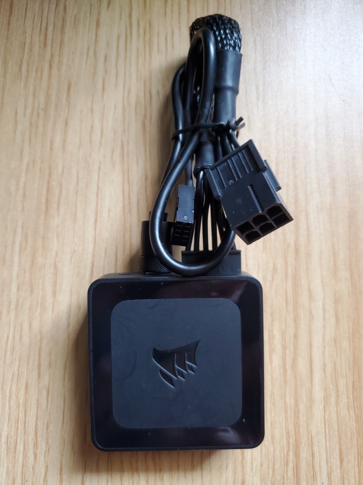 CORSAIR iCUE Link System Hub with 6 Pin power and USB Data Cable | eBay