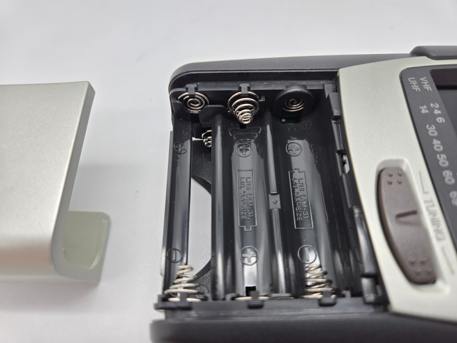 Casio TV-900 Vintage Portable Color LCD Handheld TV 2.3" Screen TESTED ...