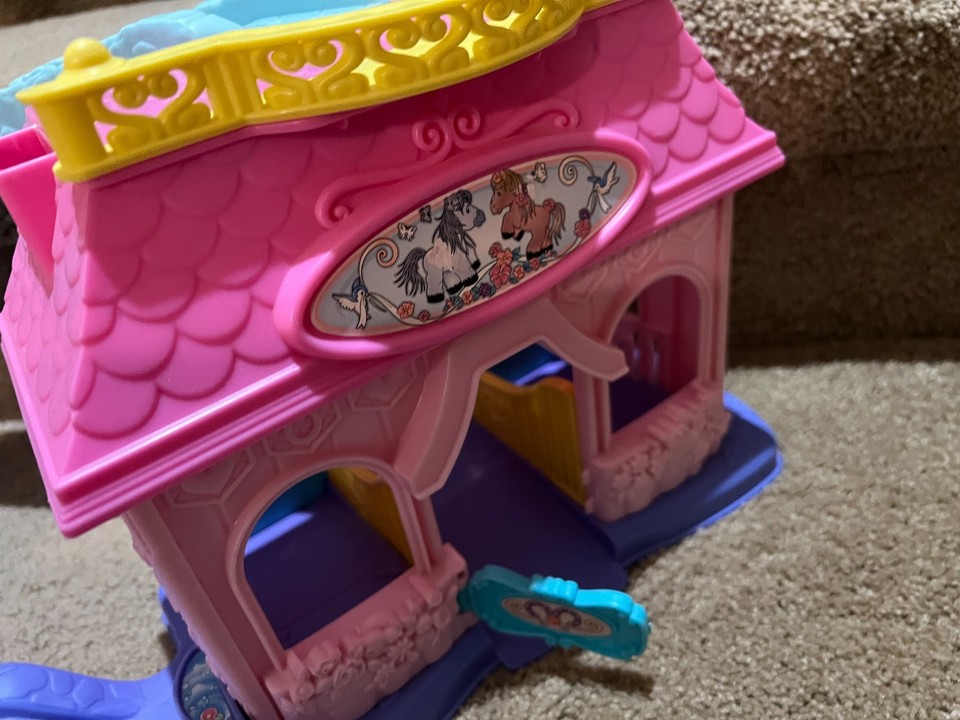 Little People Princess Klip Klop Castle Stable. Sound & Lights Work ...